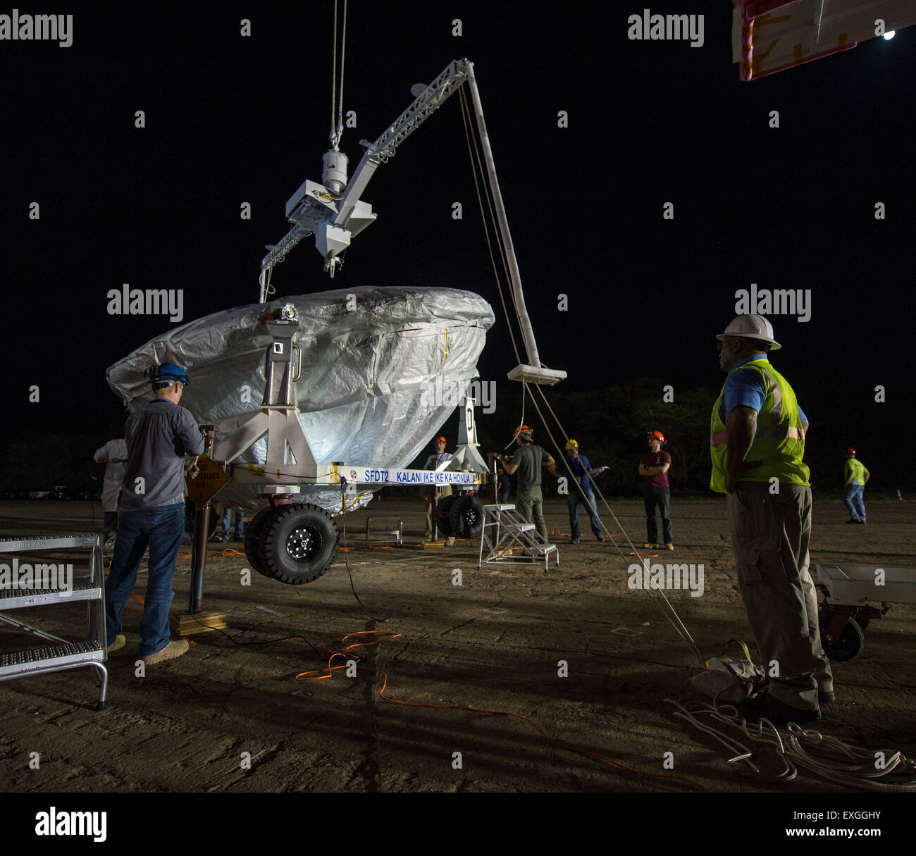 NASA’s Low Density Supersonic Decelerator (LDSD) test vehicle is ...