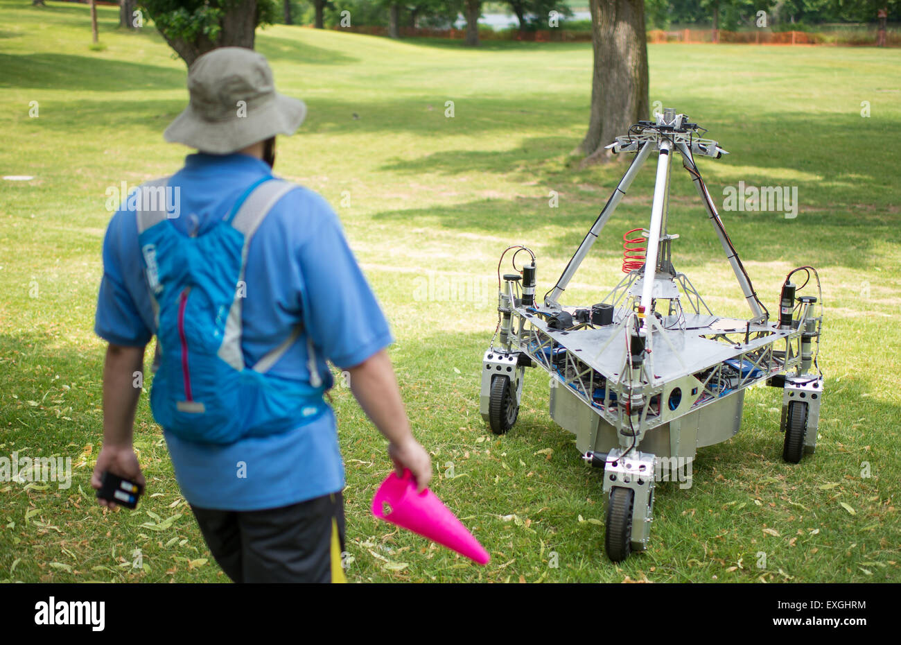 2015 sample return robot challenge hi-res stock photography and images ...