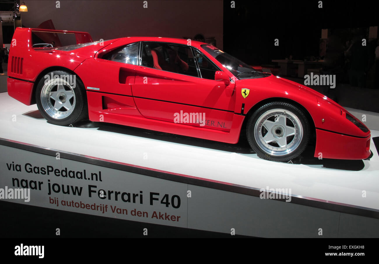 Ferrari f40 hi-res stock photography and images - Alamy