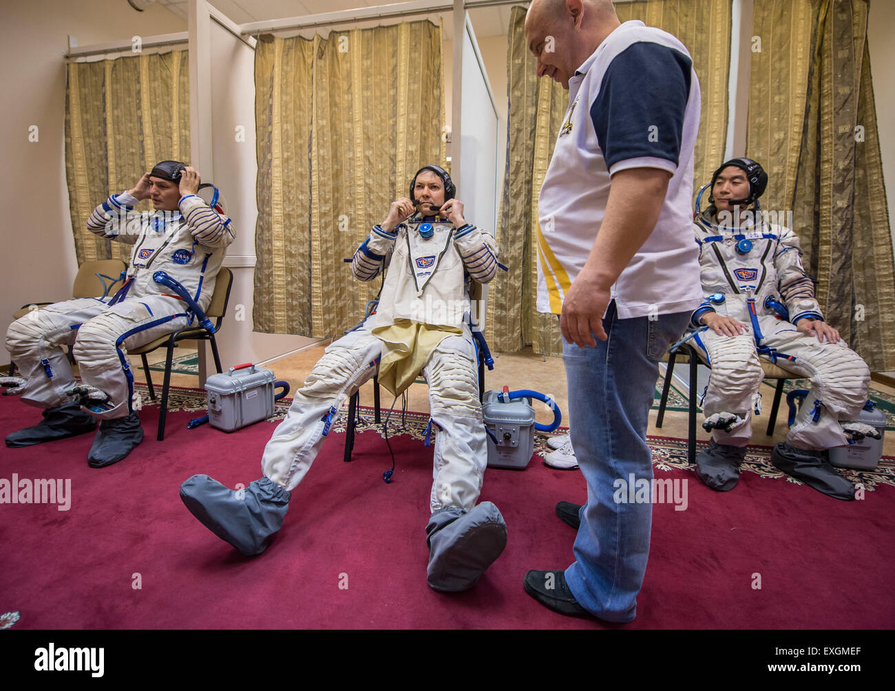 The astronauts and cosmonauts undergo qualification exams at GCTC in ...