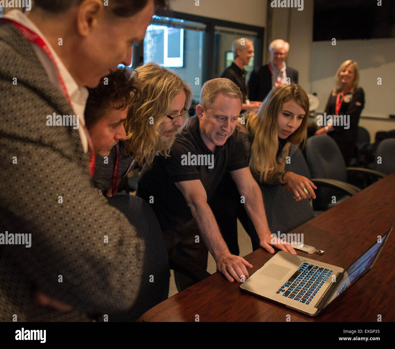 Tommy shaw hi-res stock photography and images - Alamy