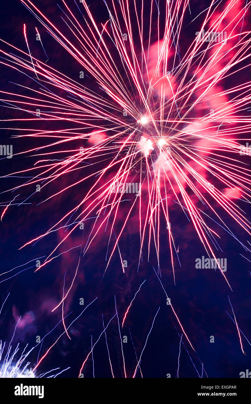 Honolulu, Hawaii. 10th Jul, 2015. Beautiful fireworks display in ...