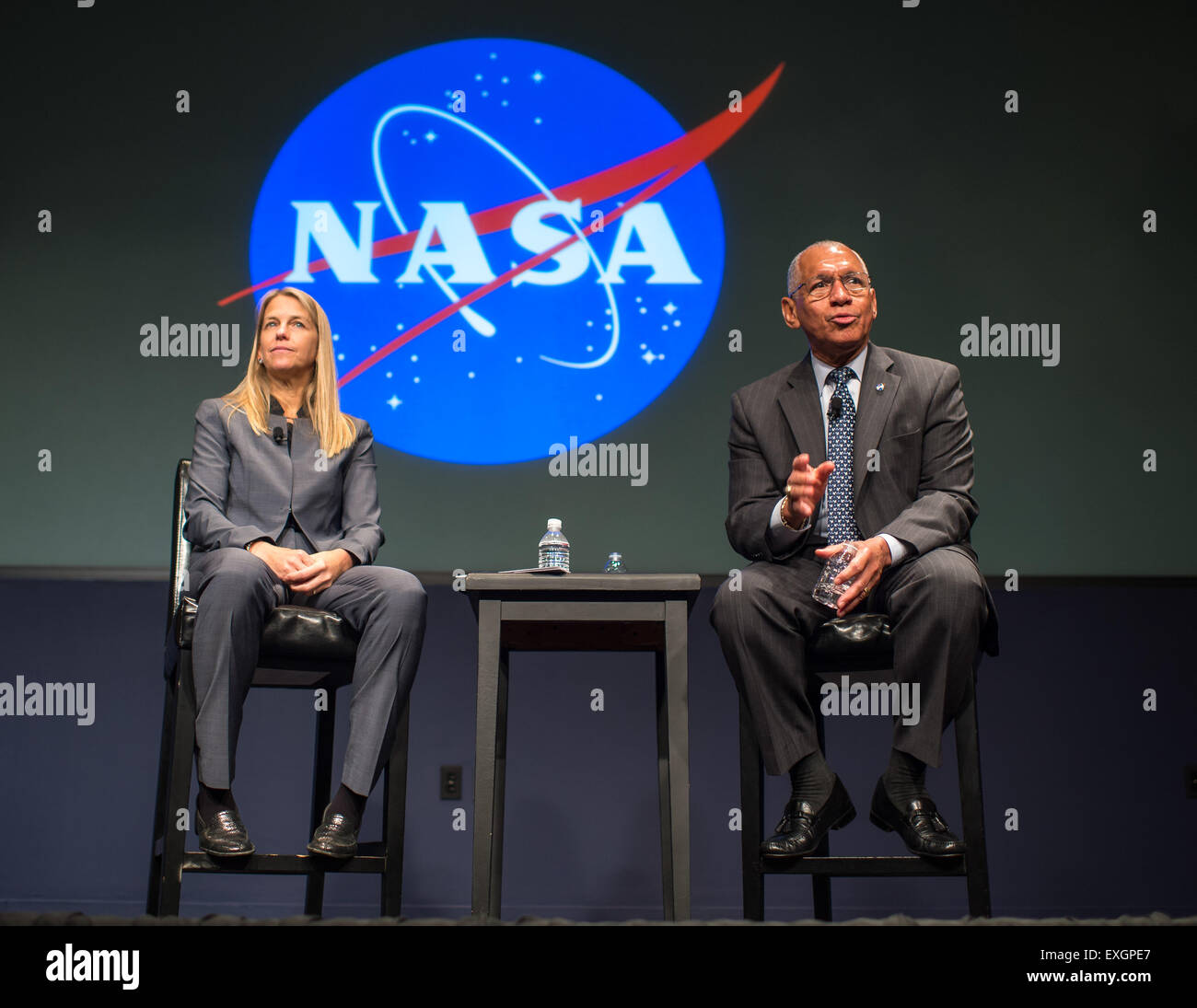 Taking any questions hi-res stock photography and images - Alamy