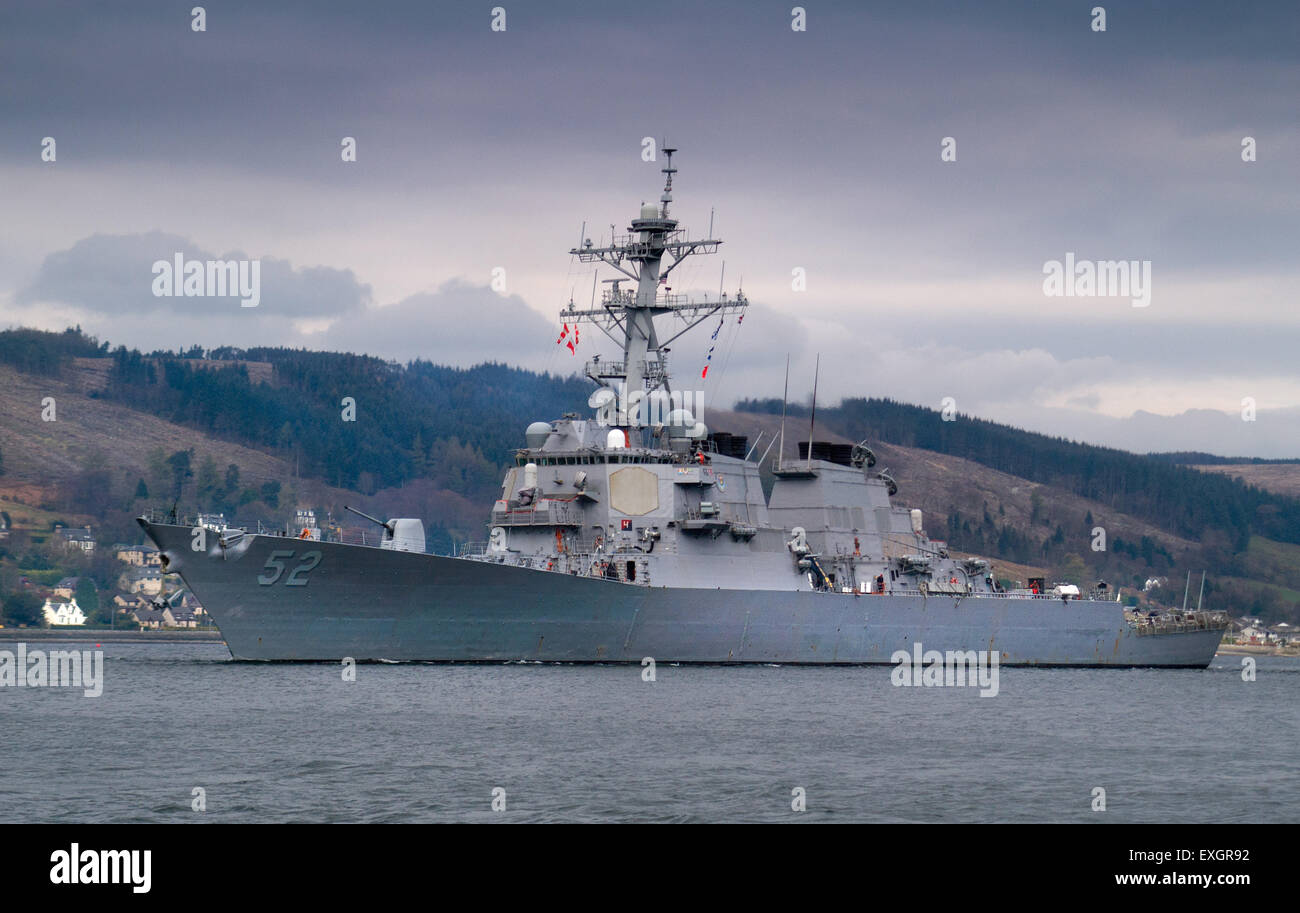 Arleigh burke destroyer side view hi-res stock photography and images ...
