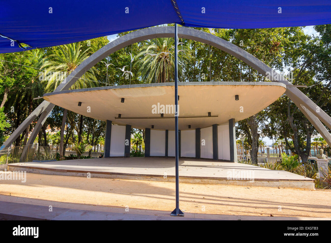 Tv studio audience stage hi-res stock photography and images - Alamy