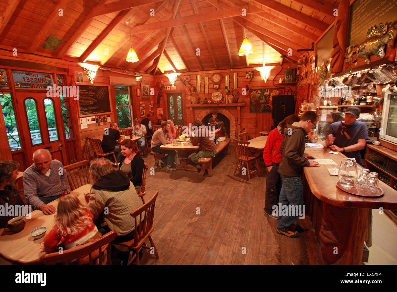 Mussel inn new zealand hi-res stock photography and images - Alamy