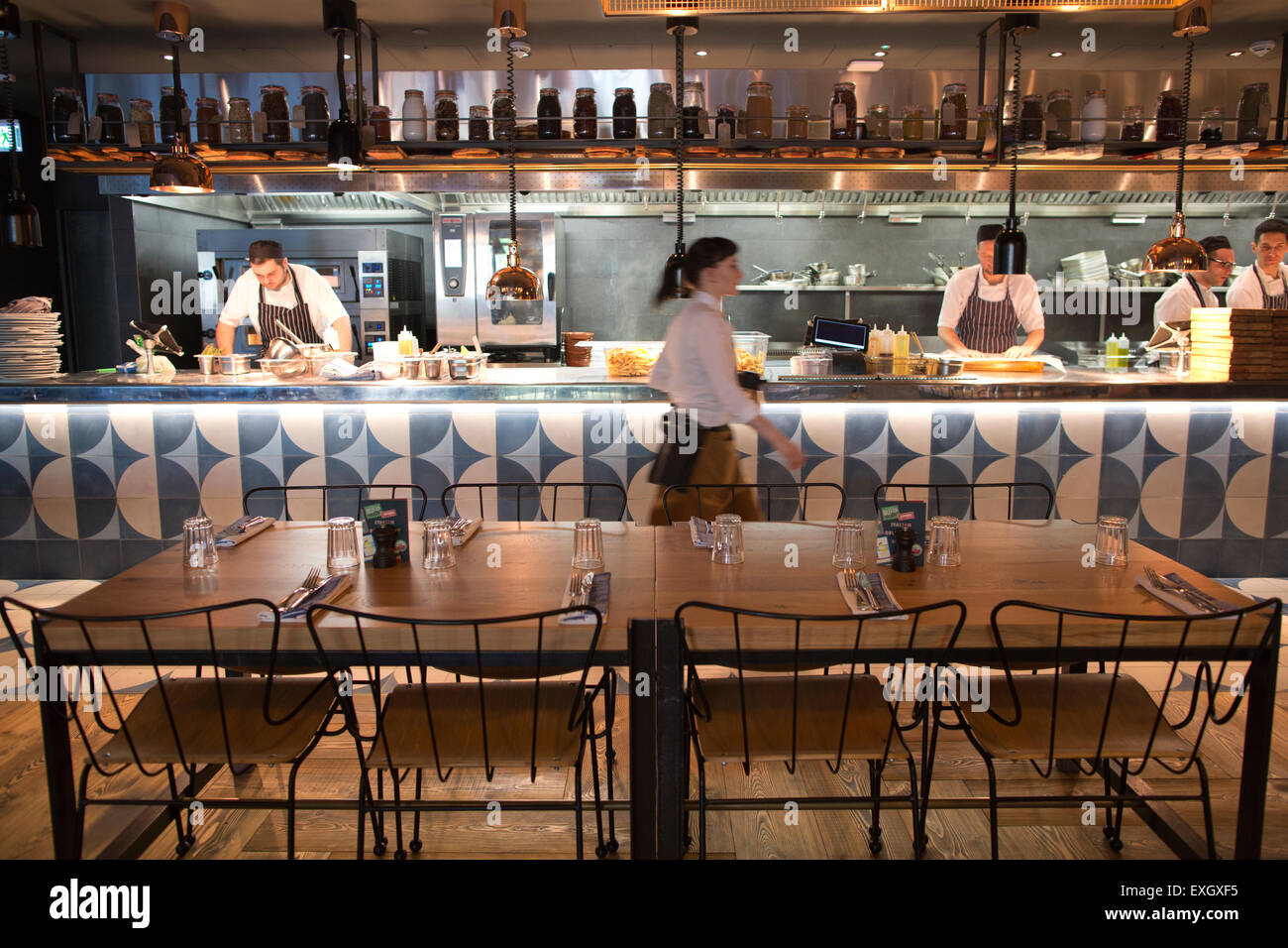 Jamies italian london bridge hi-res stock photography and images - Alamy