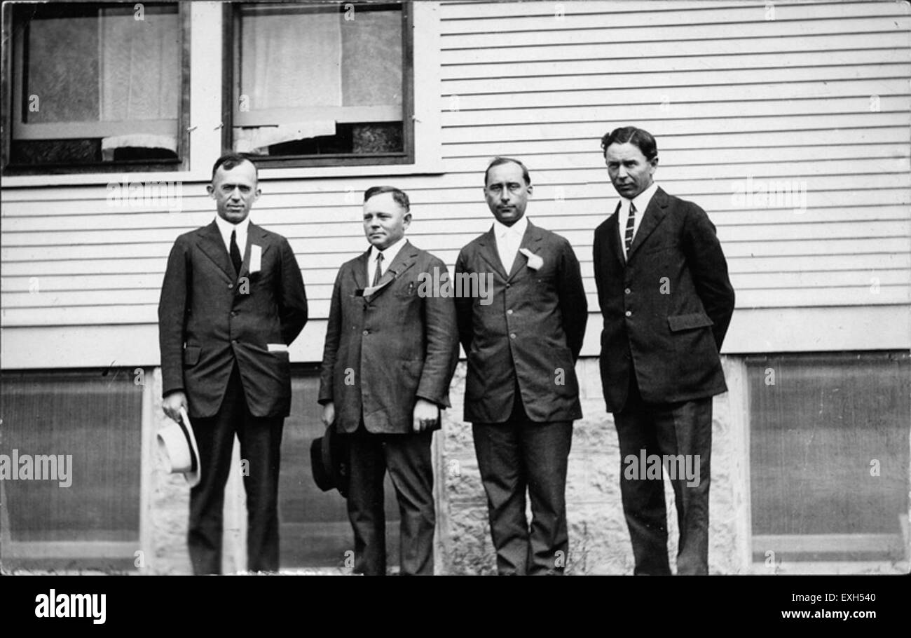 A 1923 General Conference Mennonite Church meeting, gathering Mennonite ...