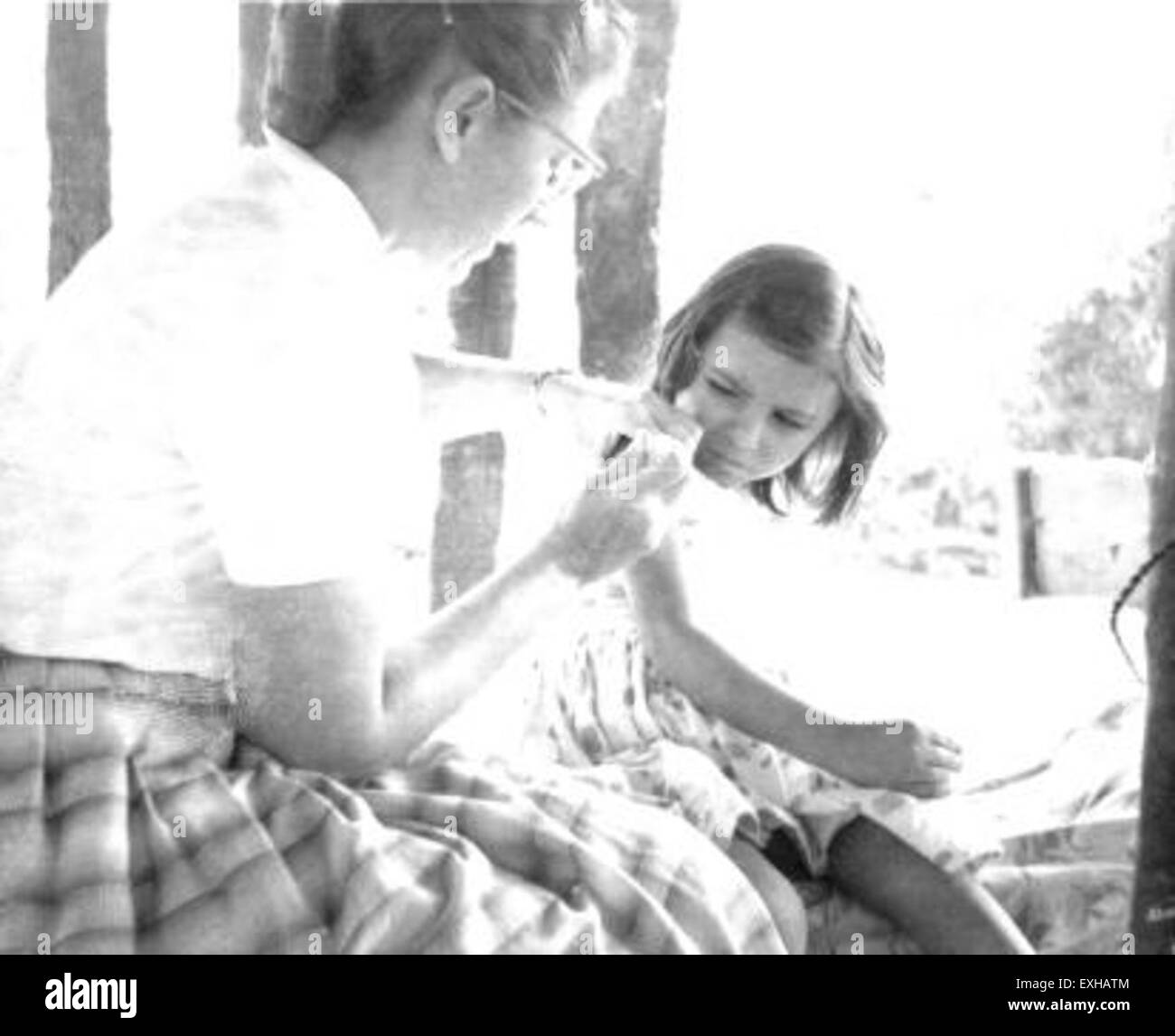 Dorothy Yoder, a missionary nurse with the Mennonite Board of Missions ...