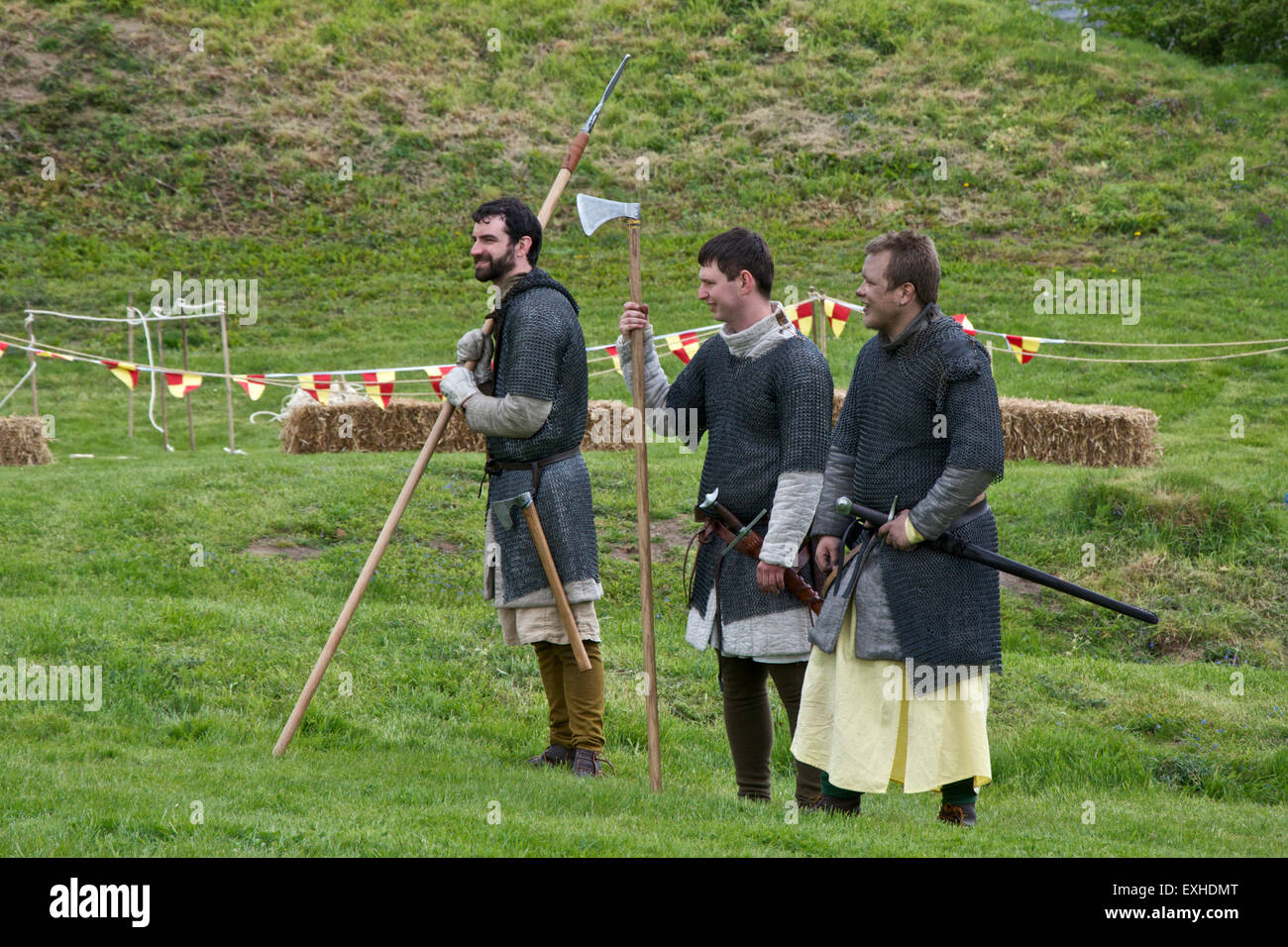 Medieval re-enactors with weapons at Pleshey Magna Carta Festival Stock ...