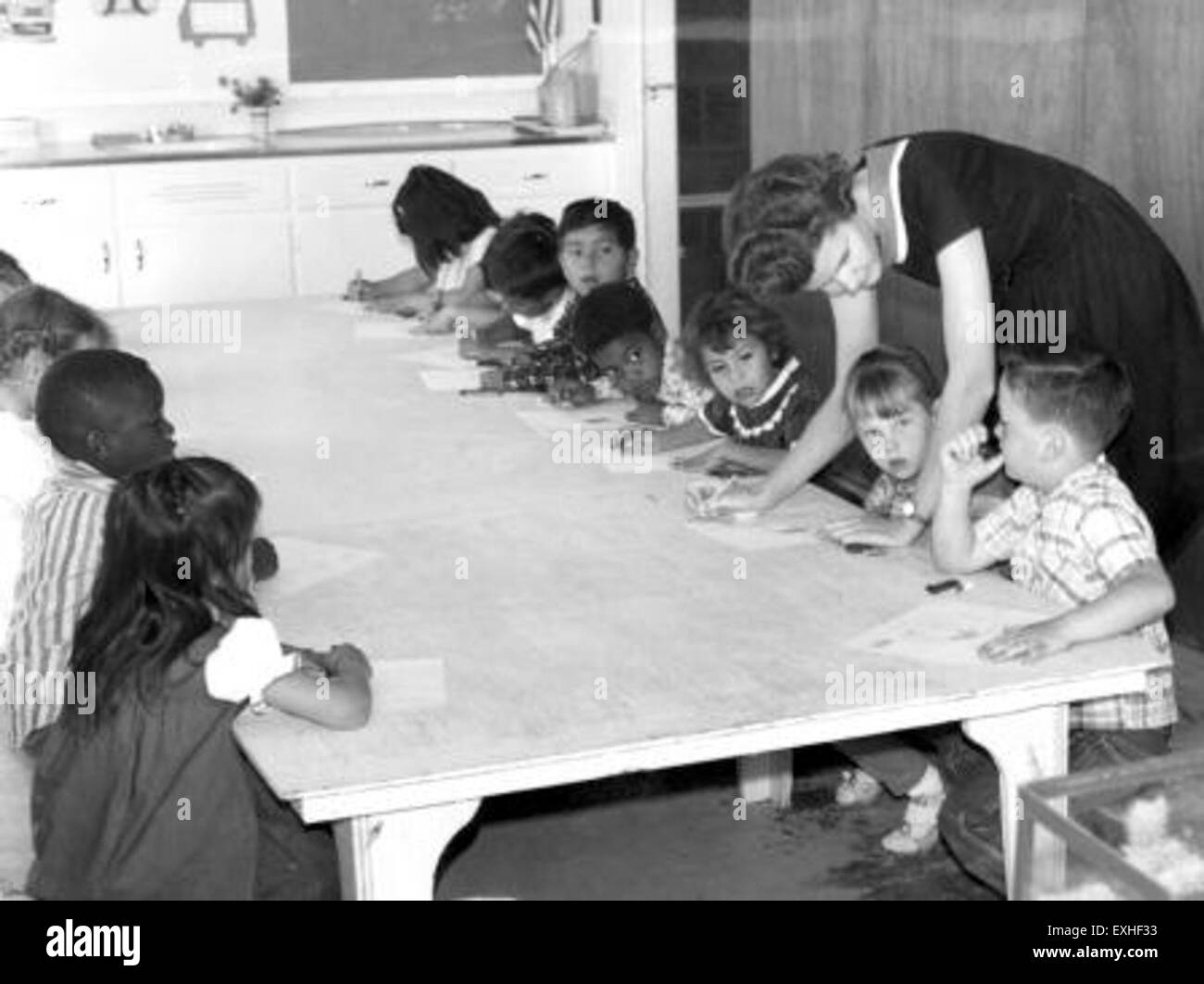 This image shows Leanne Yoder teaching a kindergarten class in Surprise ...