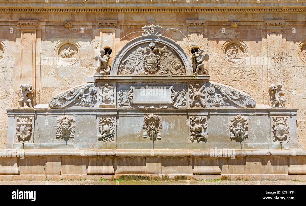Renaissance architecture detail hi-res stock photography and images - Alamy