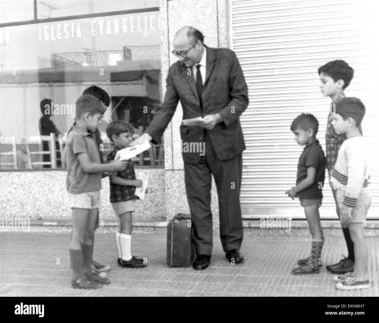 Residential neighborhood buildings in Black and White Stock Photos ...