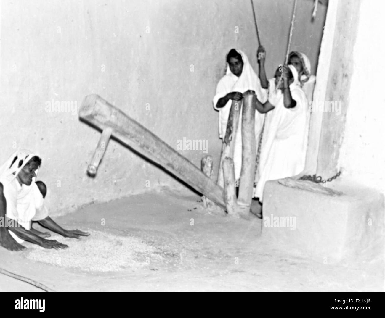 Traditional machine Black and White Stock Photos & Images - Alamy