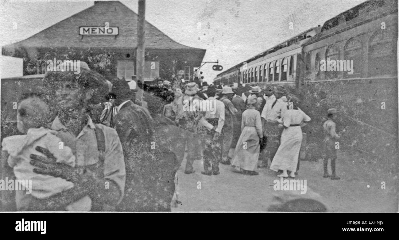 A photograph documenting the 1914 General Conference Mennonite Church ...