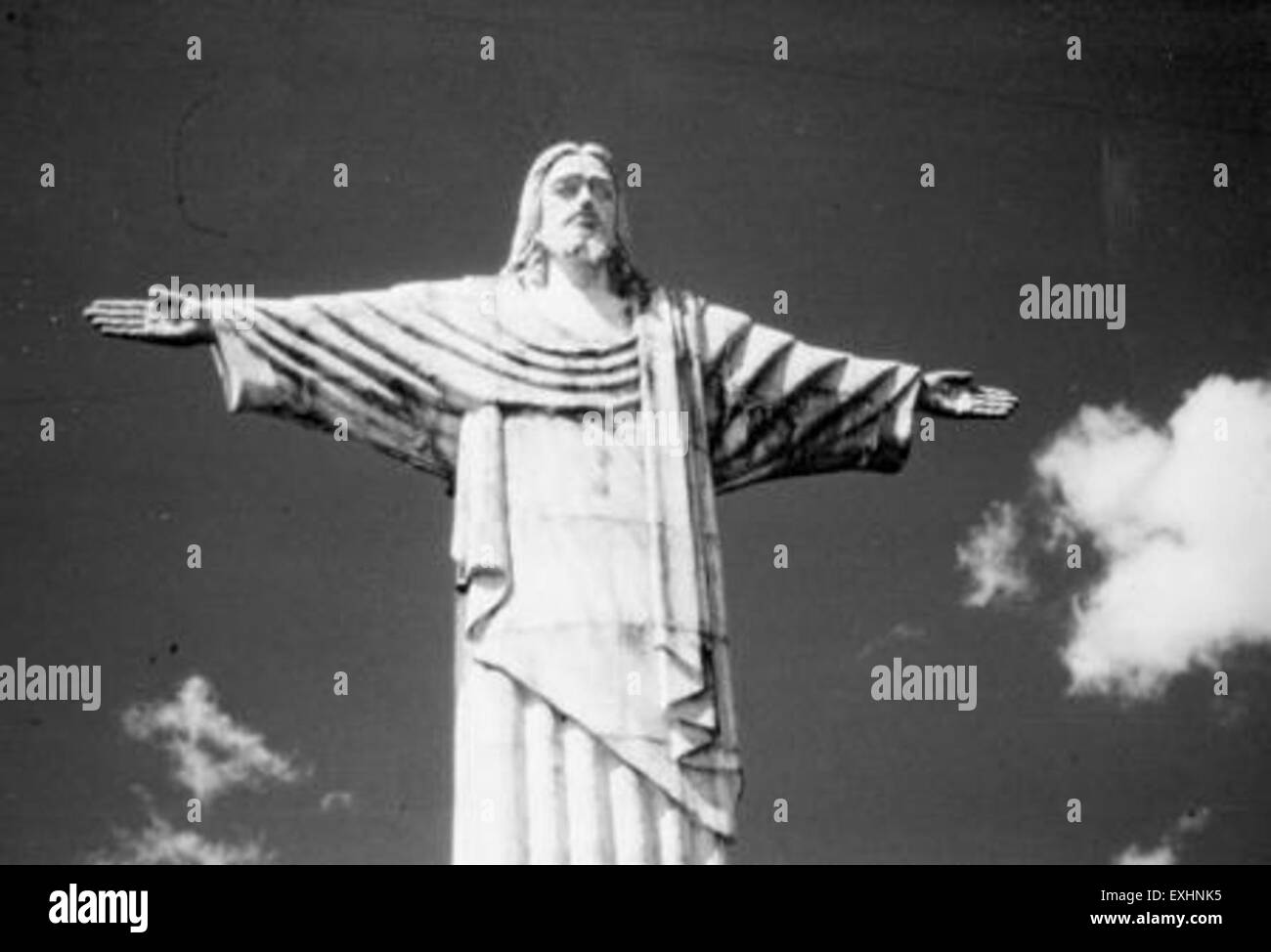 Agreement sculpture Black and White Stock Photos & Images - Alamy