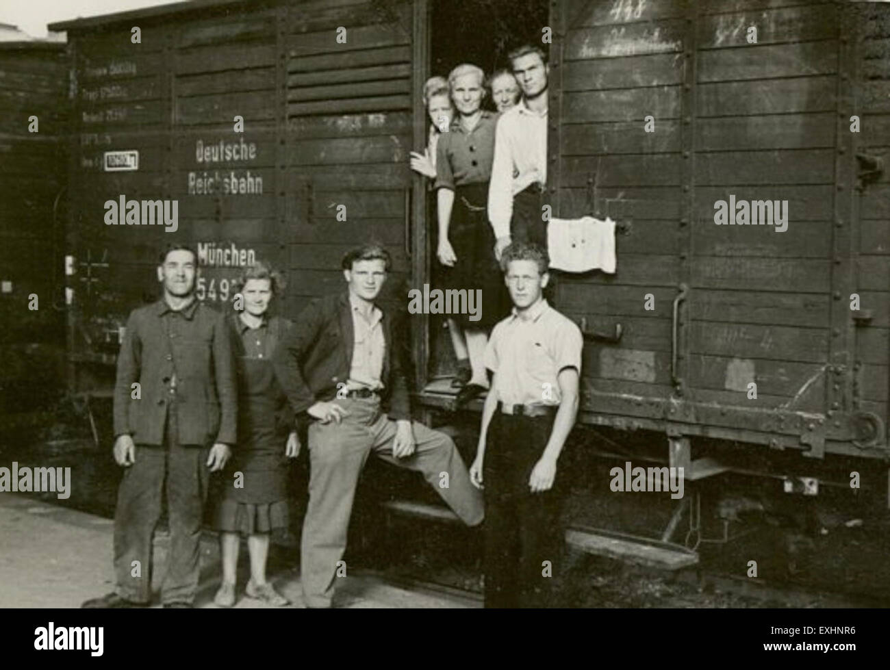 Linz central station hi-res stock photography and images - Alamy