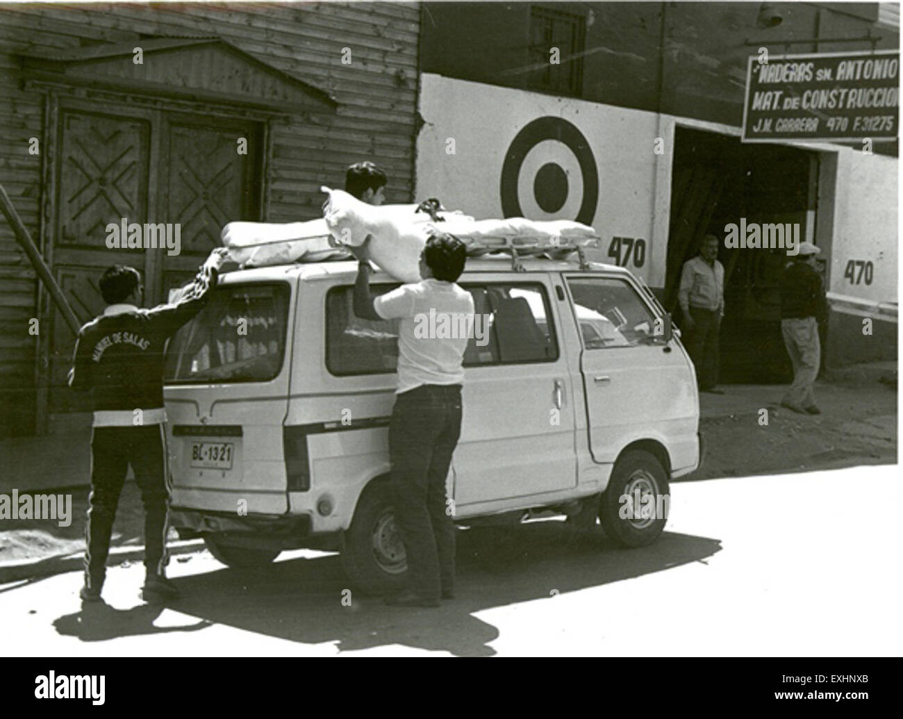 Delivery missions hi-res stock photography and images - Alamy