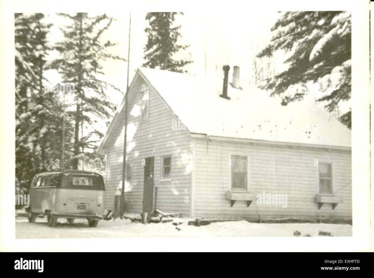 Calling lake alberta hi-res stock photography and images - Alamy