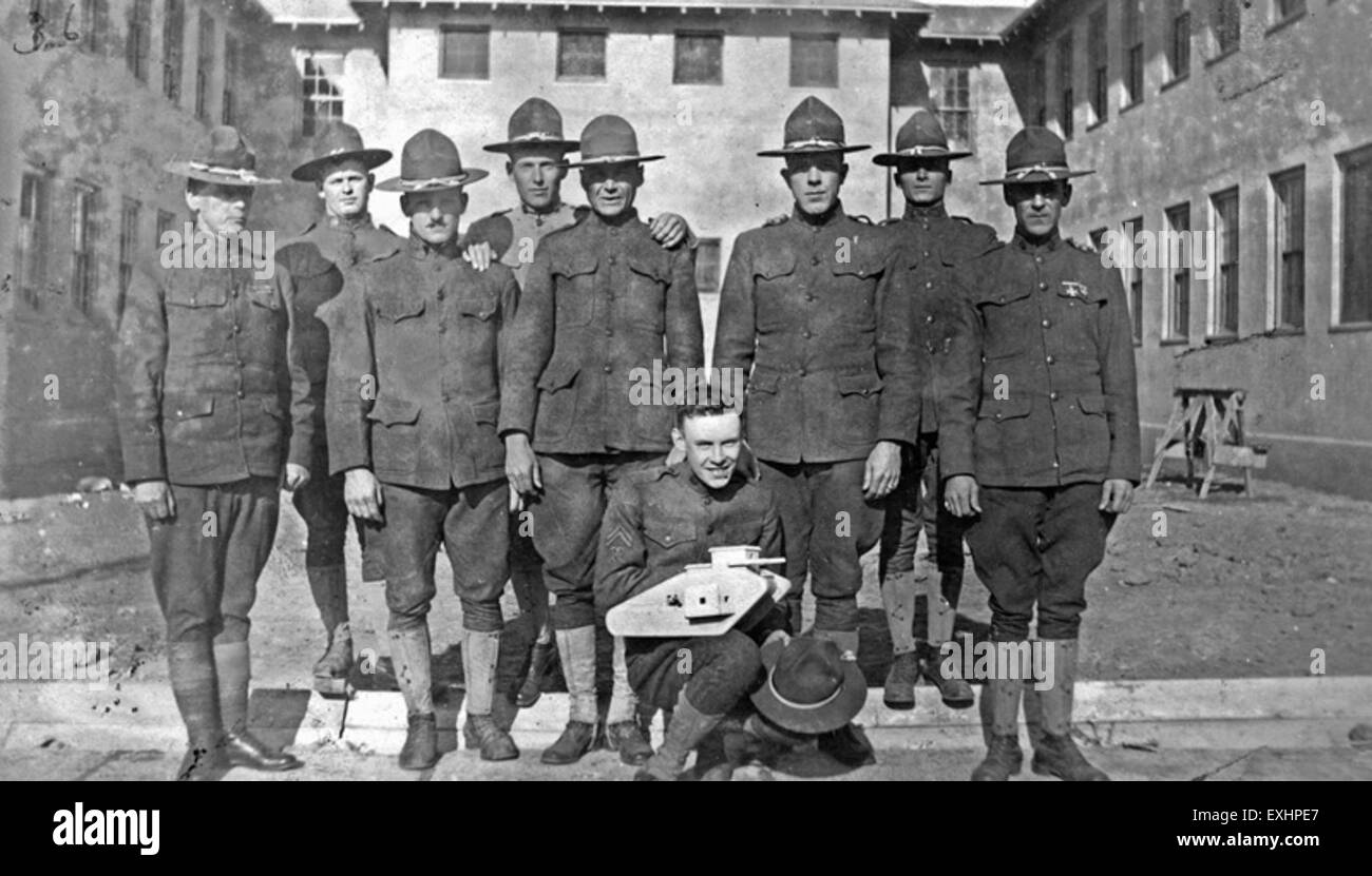 Tank combat scene hi-res stock photography and images - Alamy