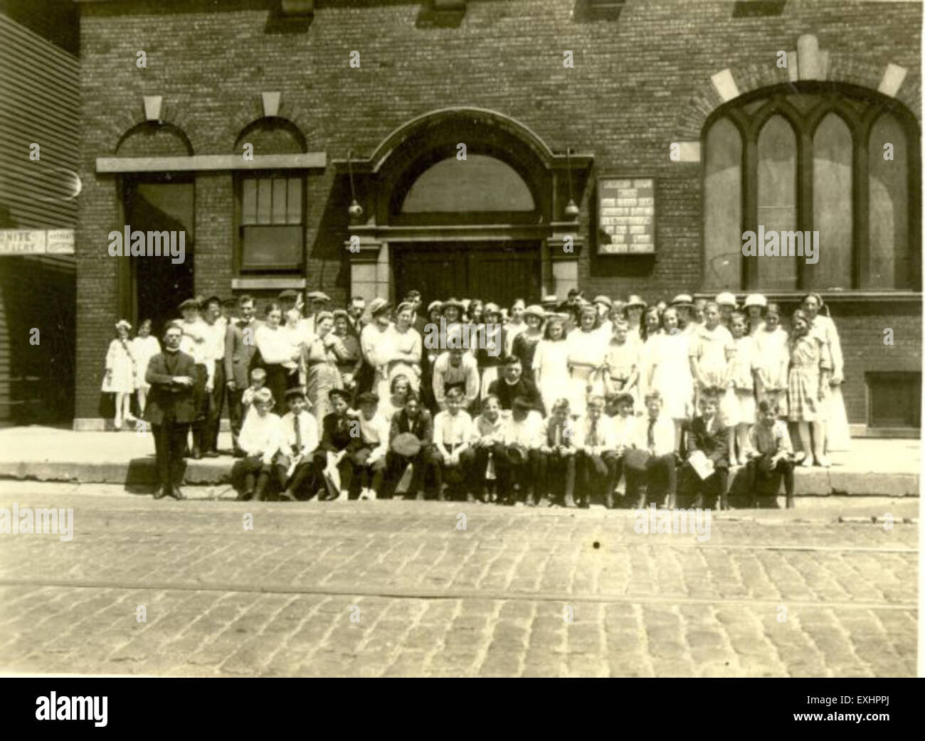 Sunday school history hi-res stock photography and images - Alamy