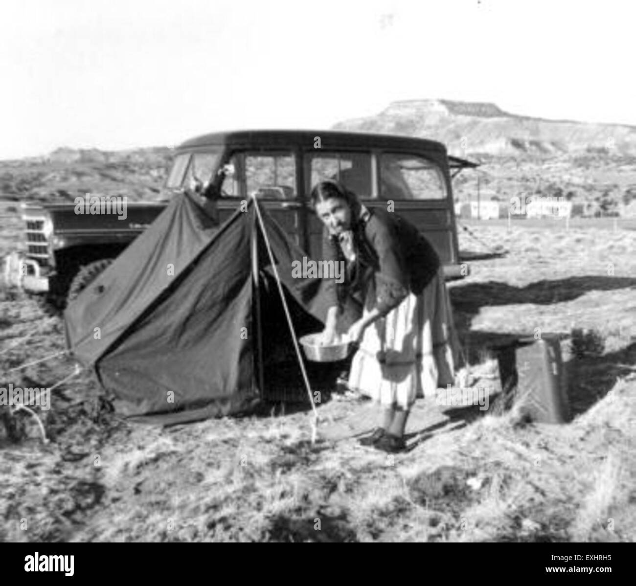 Arlie Weaver is an artist known for his work reflecting Navajo culture ...