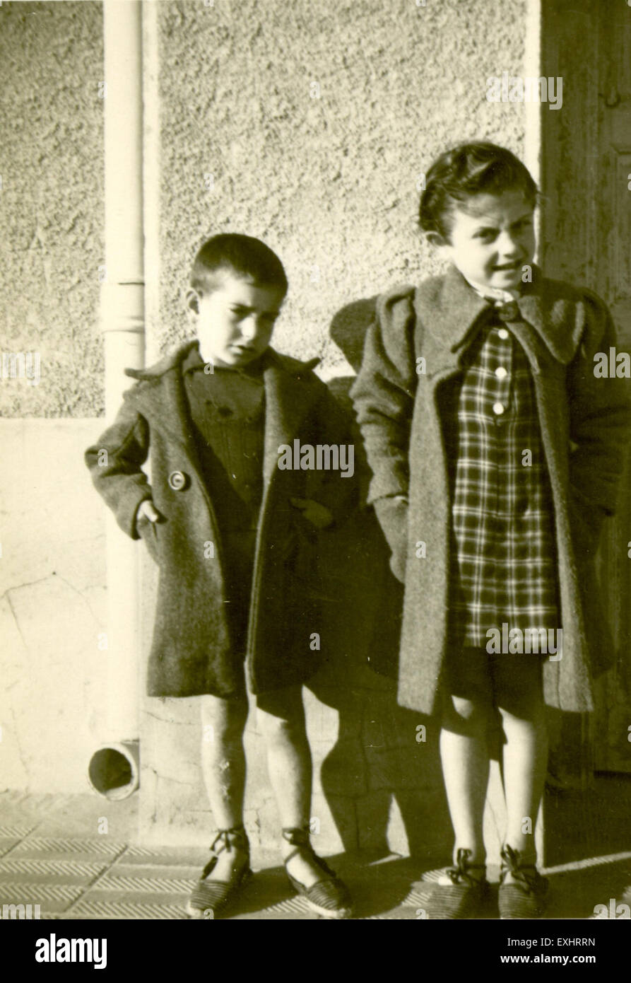 1940s photo shows children hi-res stock photography and images - Alamy