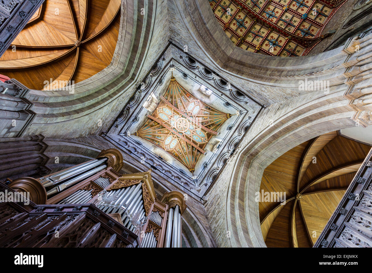 Interior view of St David's Cathedral, St David's, Pembrokeshire Stock ...