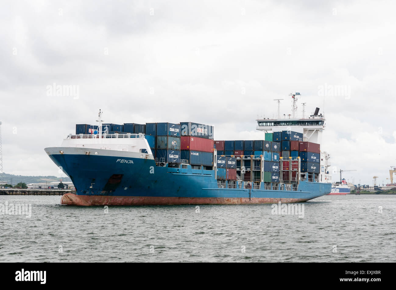 Iso container ship hi-res stock photography and images - Alamy