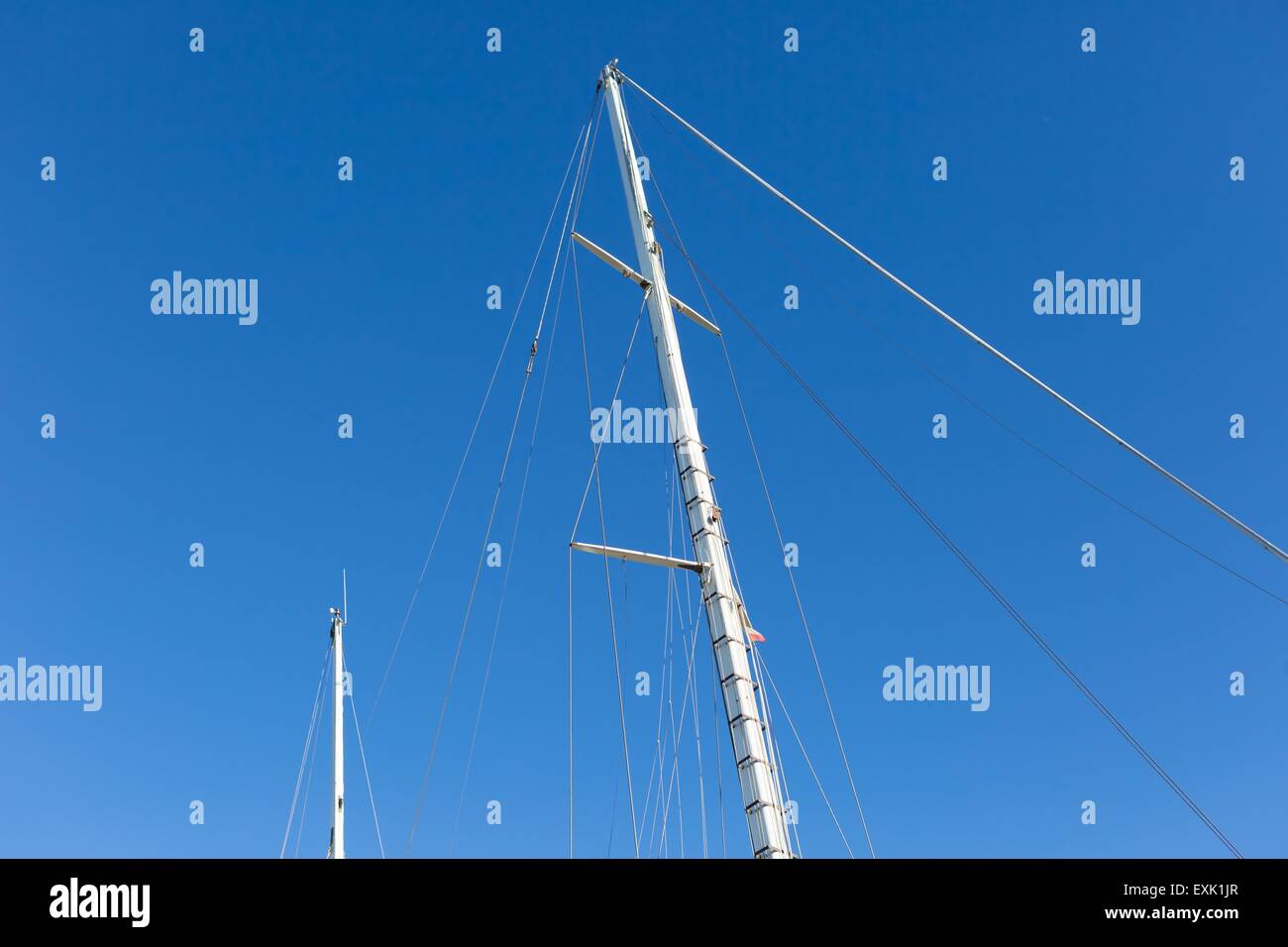 Big ship mast hi-res stock photography and images - Alamy
