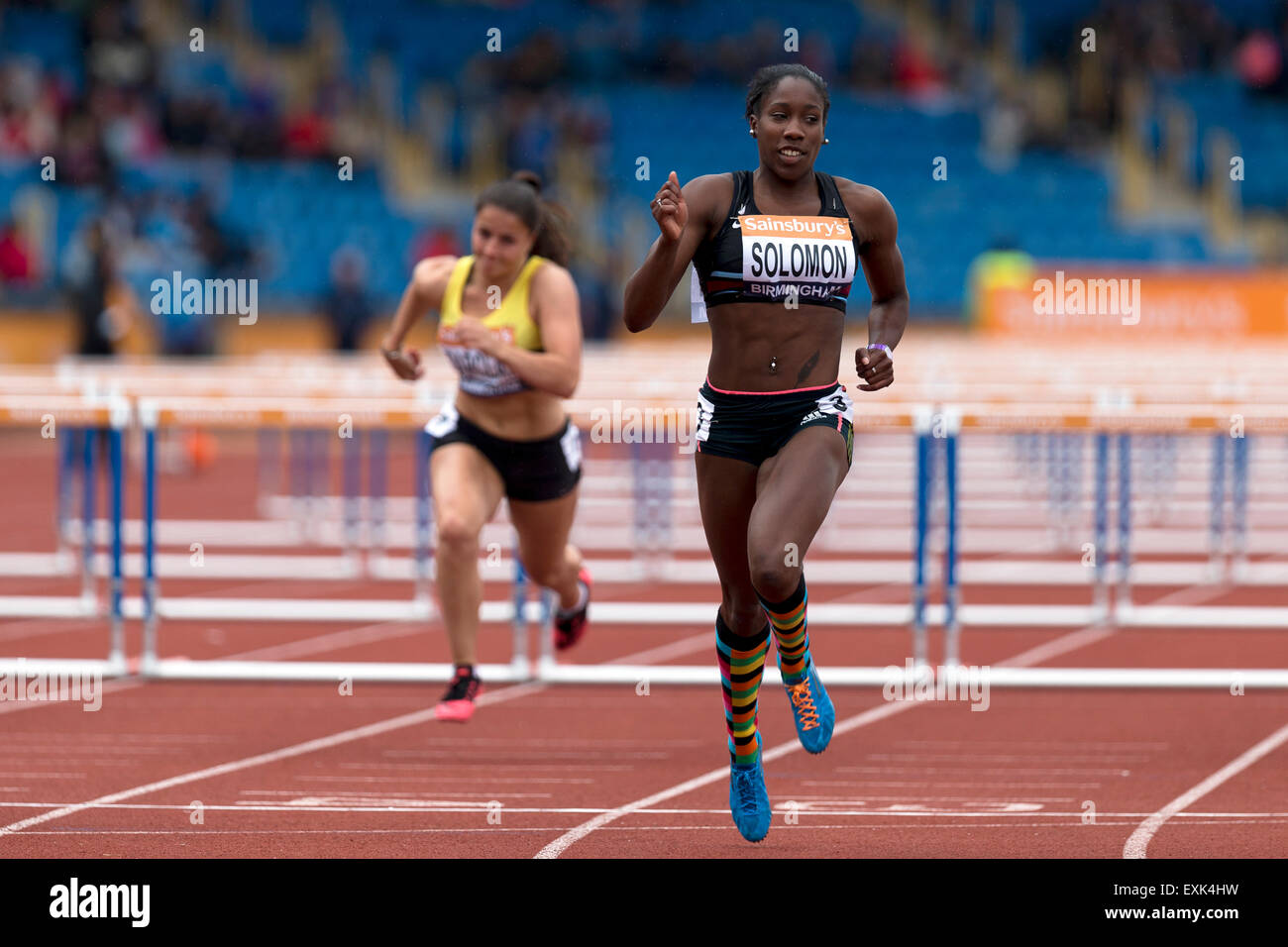 Serita SOLOMON & Amy BARCLAY Women's 100m Hurdles Heat 3 2014 Sainsbury ...