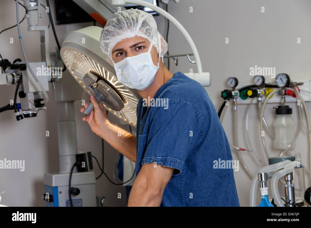 Ophthalmic procedure hi-res stock photography and images - Alamy