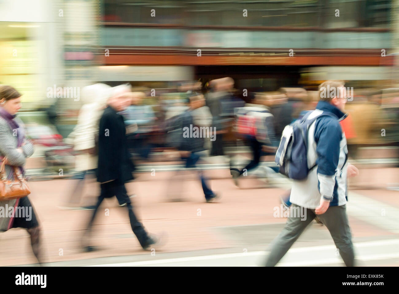 In a rush hi-res stock photography and images - Alamy
