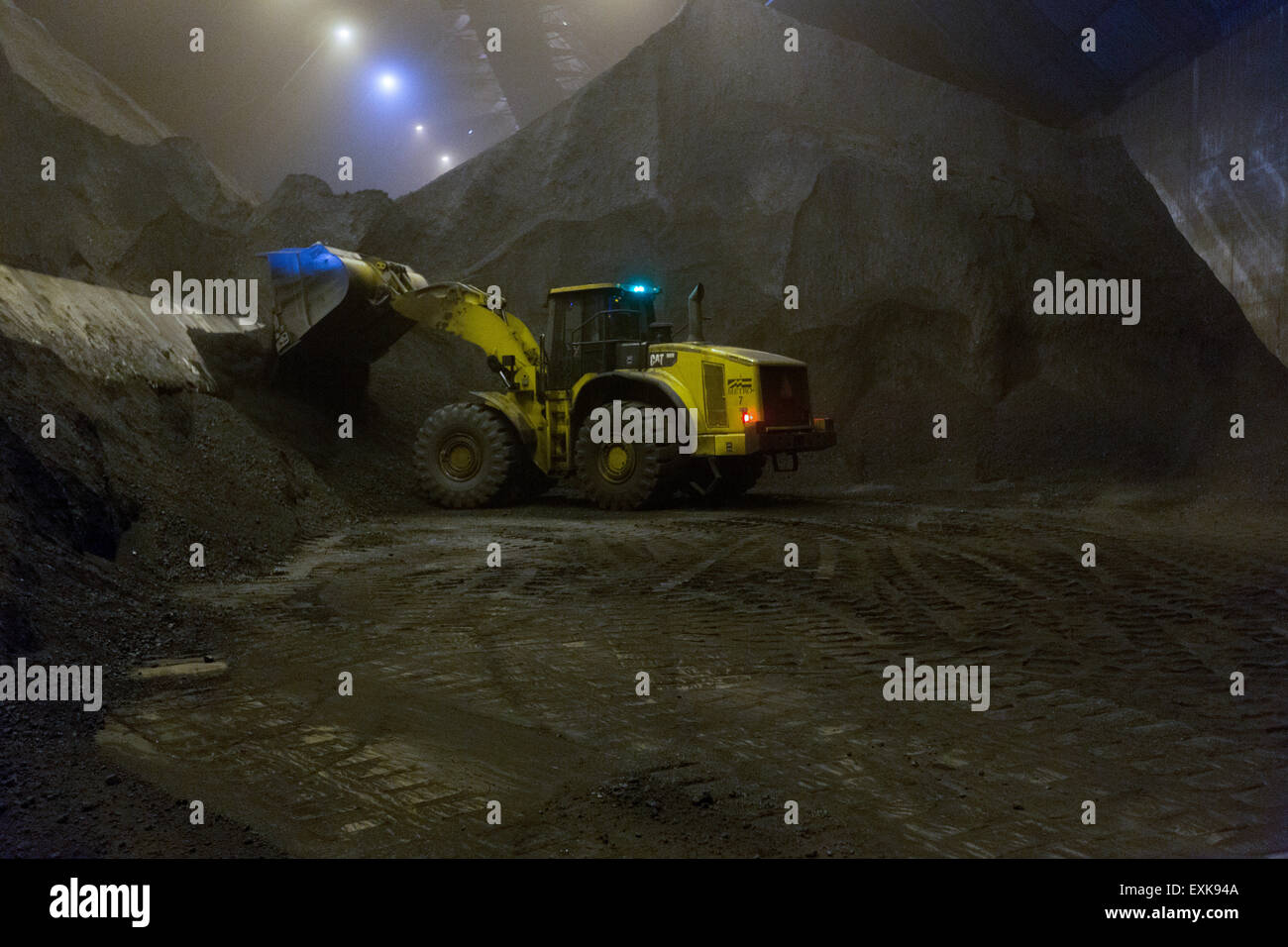 Coal coke hi-res stock photography and images - Alamy