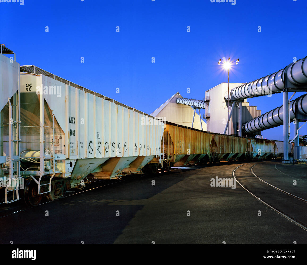 Rail hopper hi-res stock photography and images - Alamy