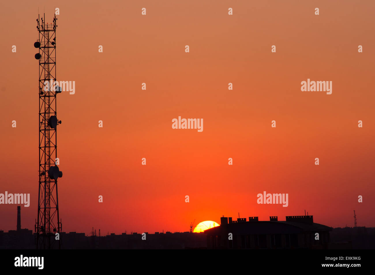Cell tower hi-res stock photography and images - Alamy
