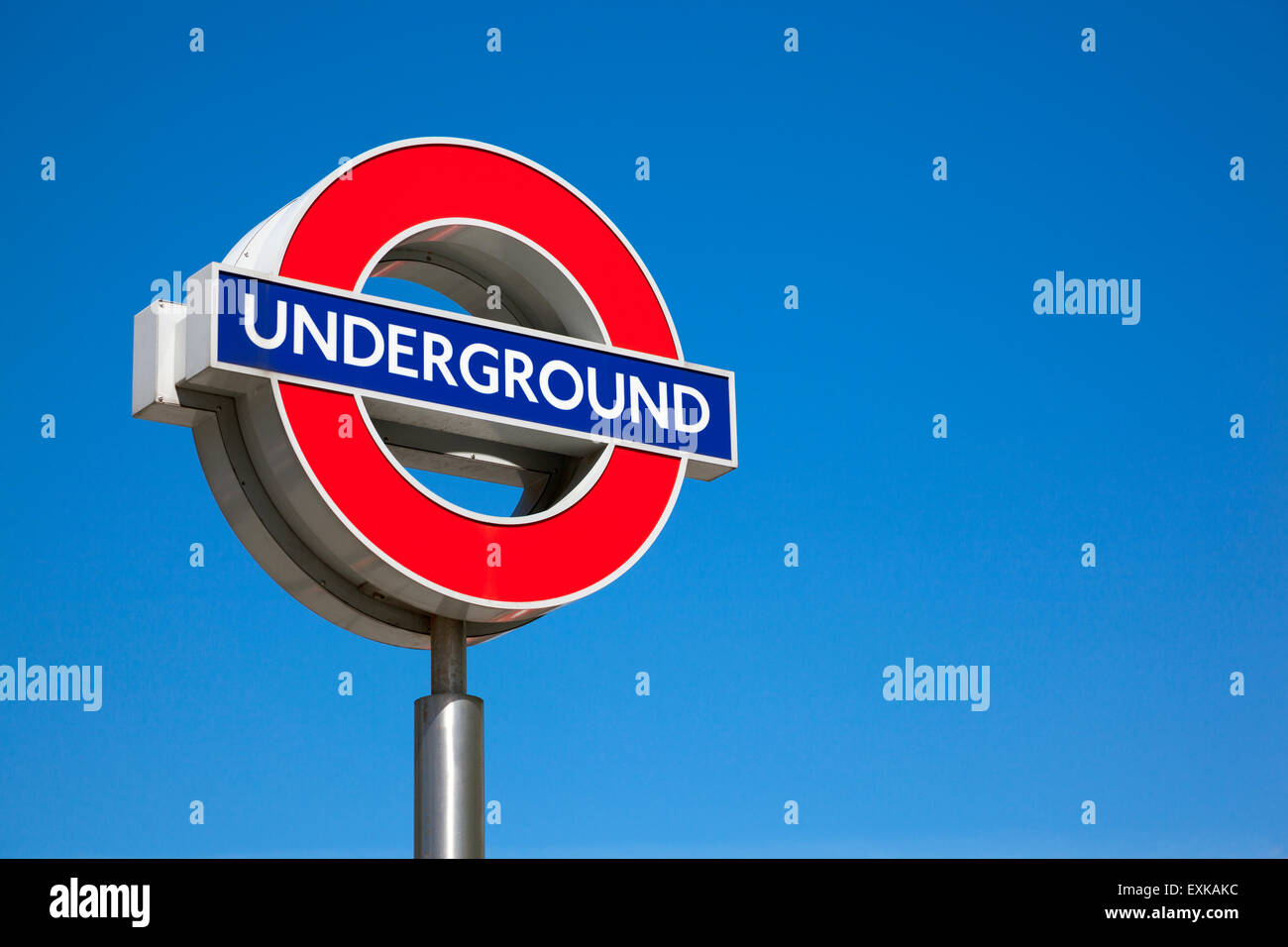 Tfl logo hi-res stock photography and images - Alamy