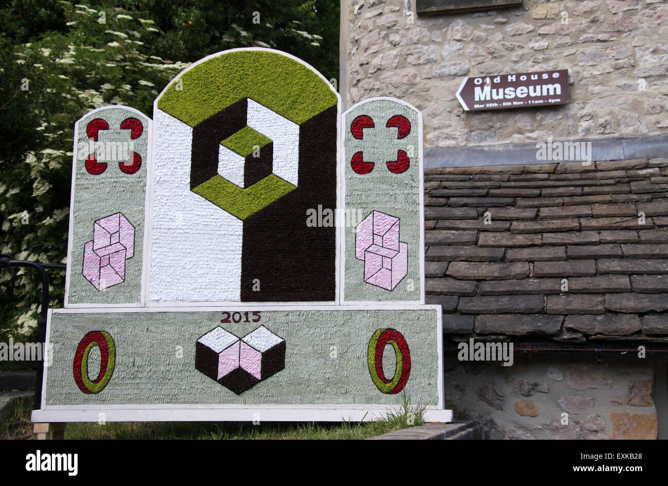 2015 Traditional Peak District Well Dressing Stock Photo - Alamy