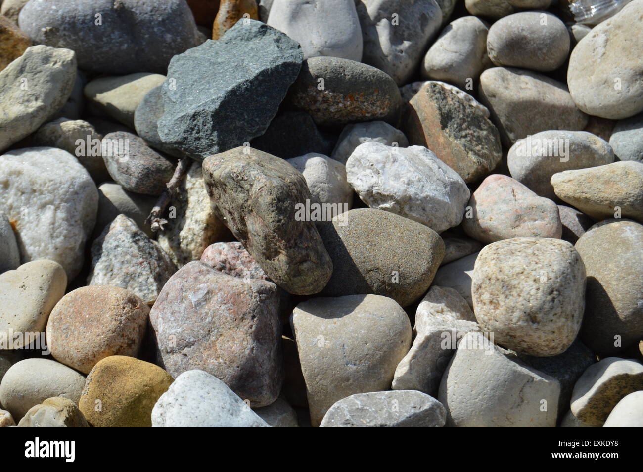 A bed of rocks Stock Photo - Alamy