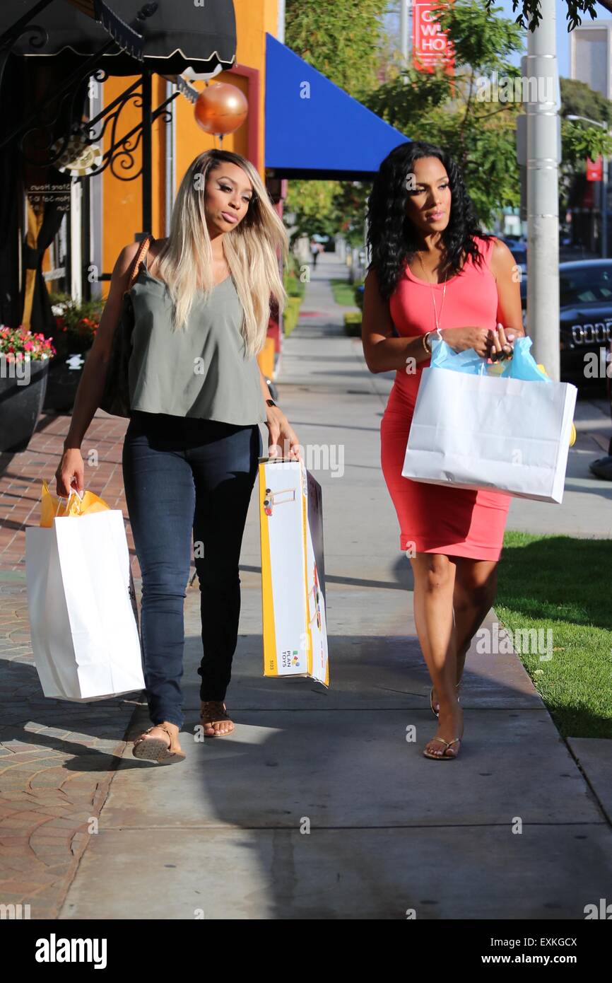 Sasha Dindayal and Autumn Pierce Shop at Bel Bambini And film a segment ...