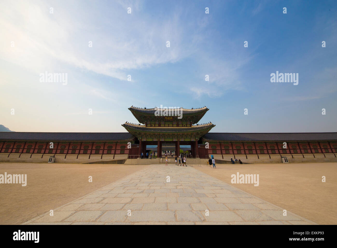 The main gate to the Gyeongbokgung Palace Stock Photo - Alamy