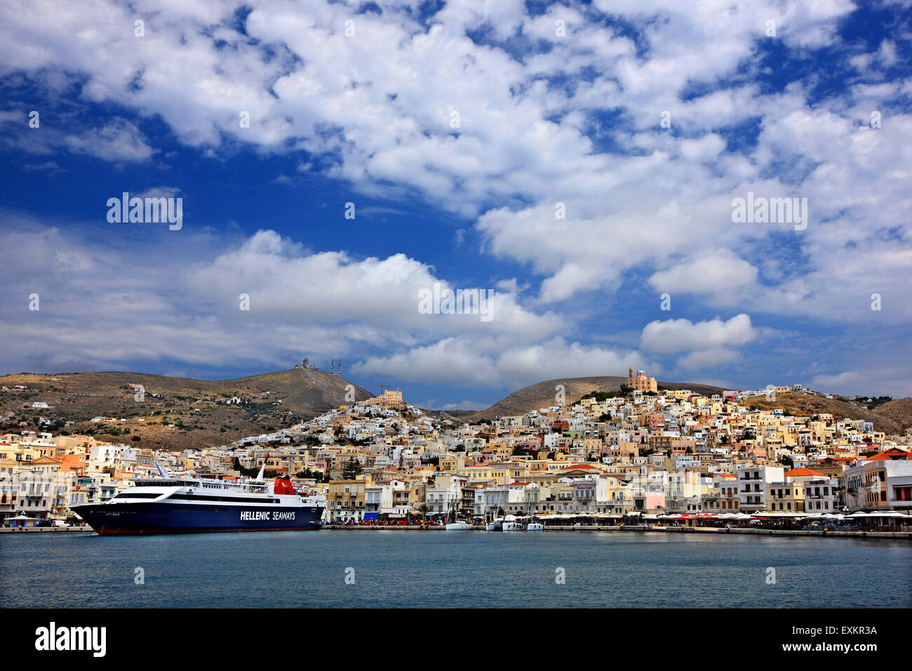 Syra hi-res stock photography and images - Alamy