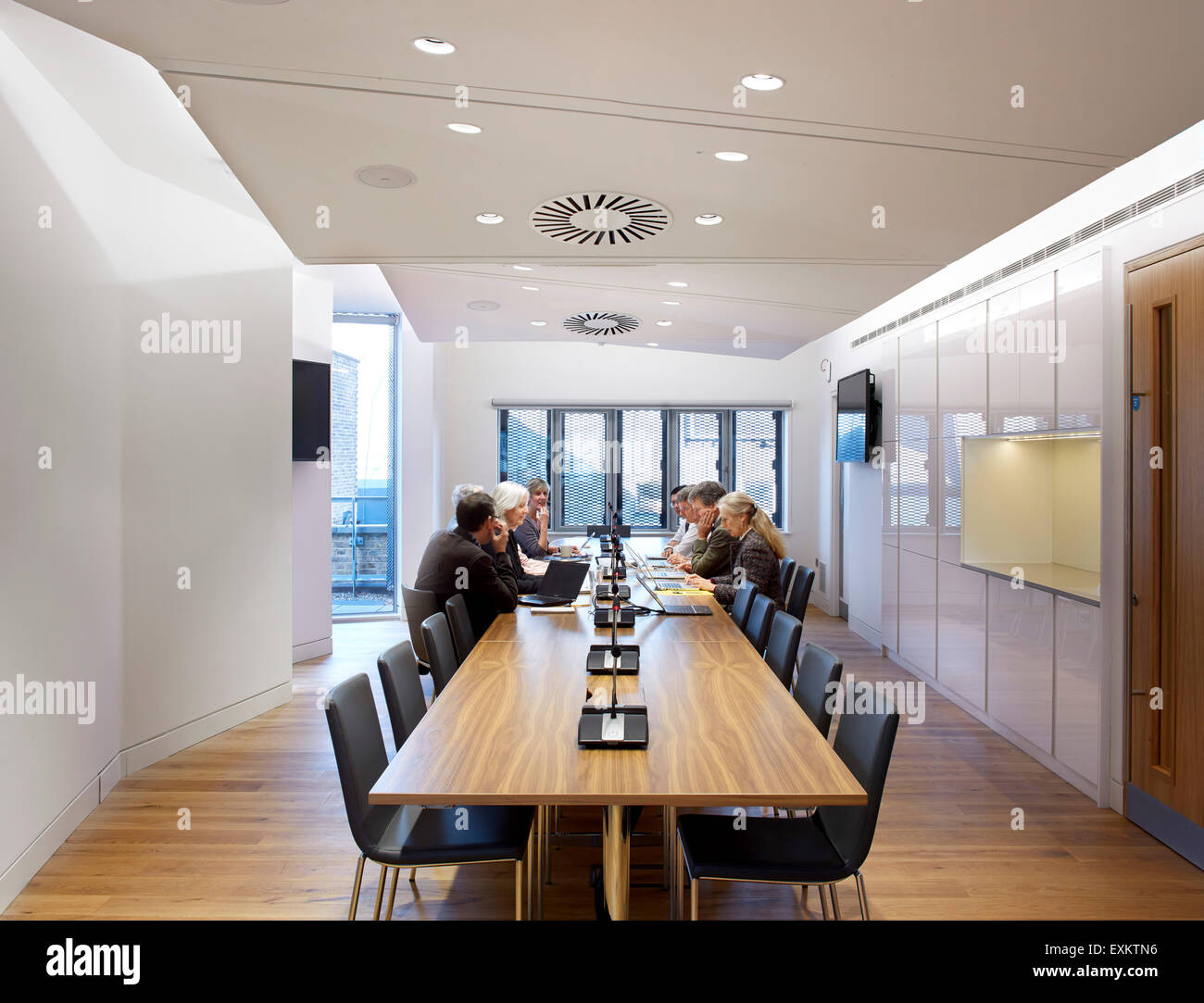 Boardroom on top floor. Royal College of Ophthalmologists, London ...
