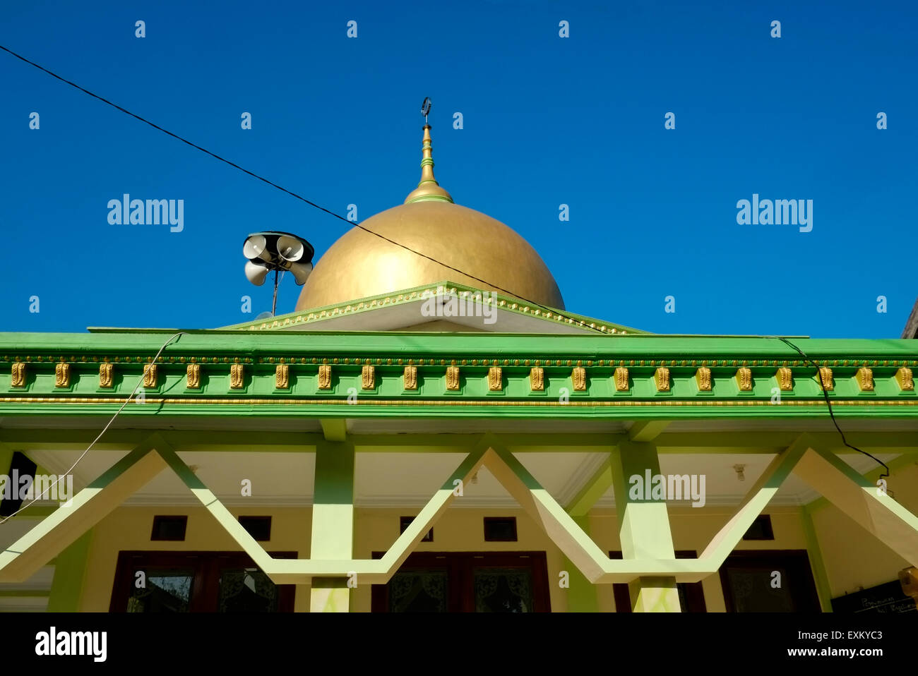 Small mosque hi-res stock photography and images - Alamy
