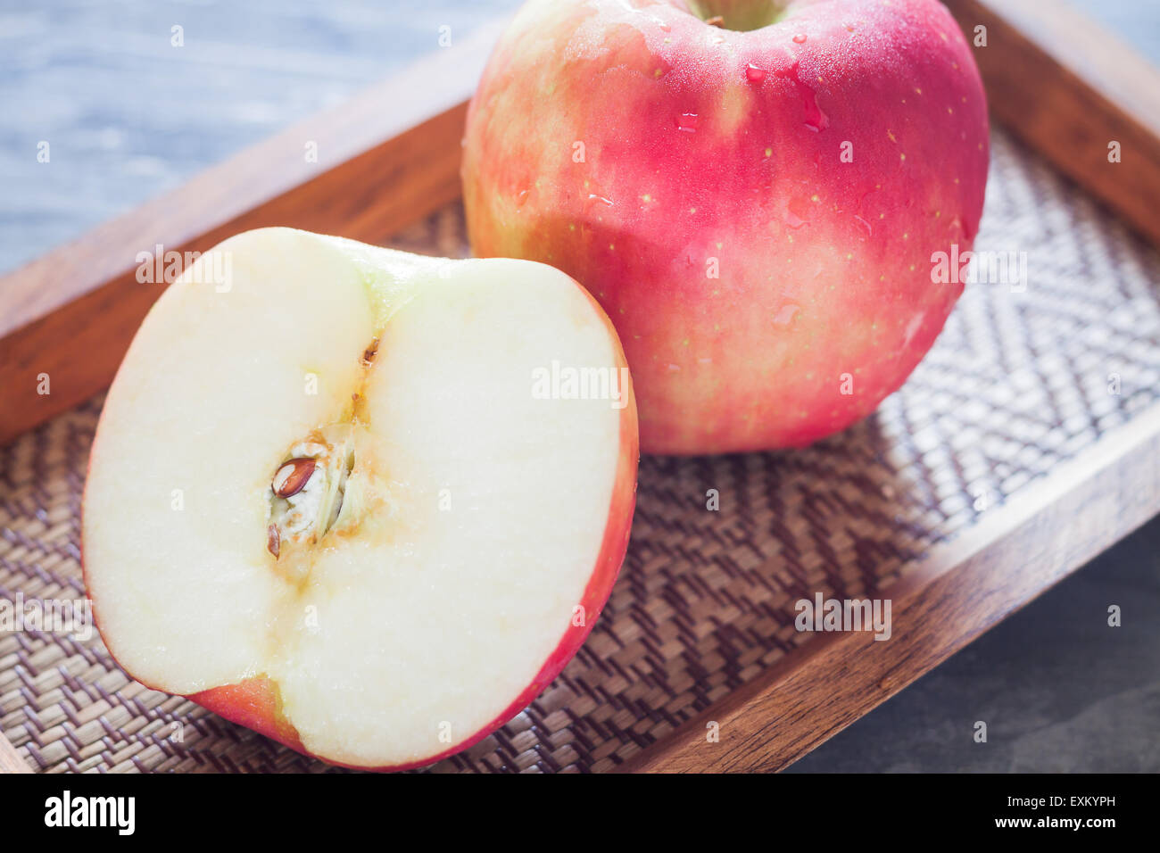 Tray of apple hi-res stock photography and images - Alamy