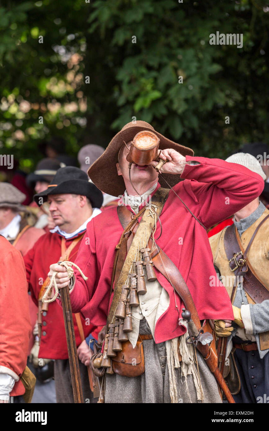 Battle of naseby reenactment hi-res stock photography and images - Alamy