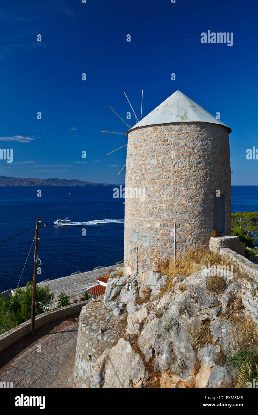 Historic hydra island hi-res stock photography and images - Alamy
