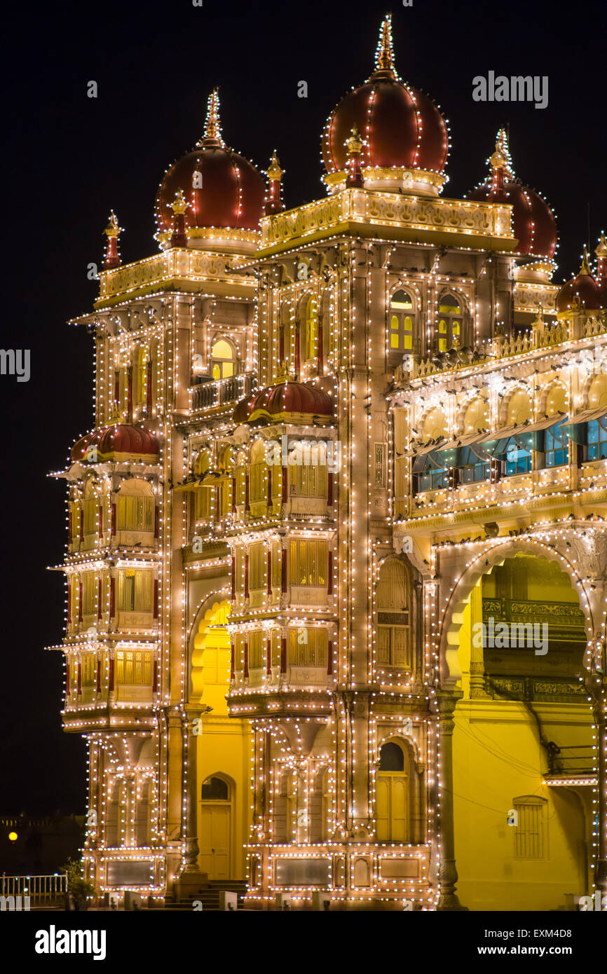 Downtown mysore hi-res stock photography and images - Alamy