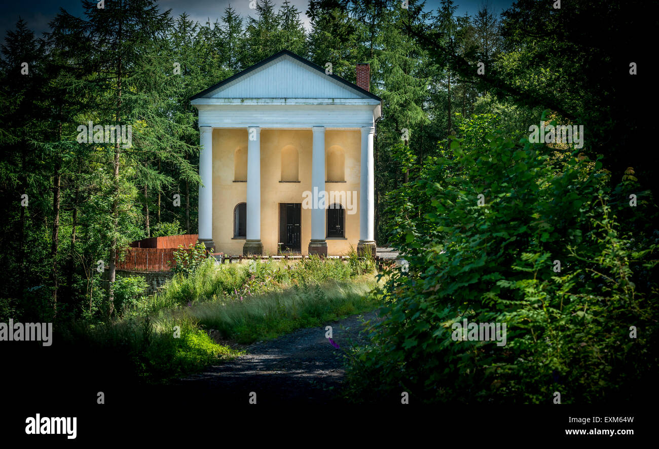 Holwell Temple at Castle Hill Estate, Filleigh, Devon Stock Photo - Alamy