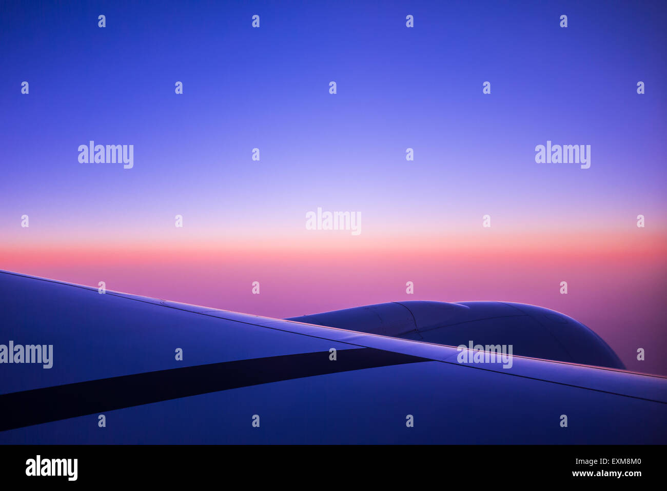 Shanghai Doha airplane Stock Photo - Alamy